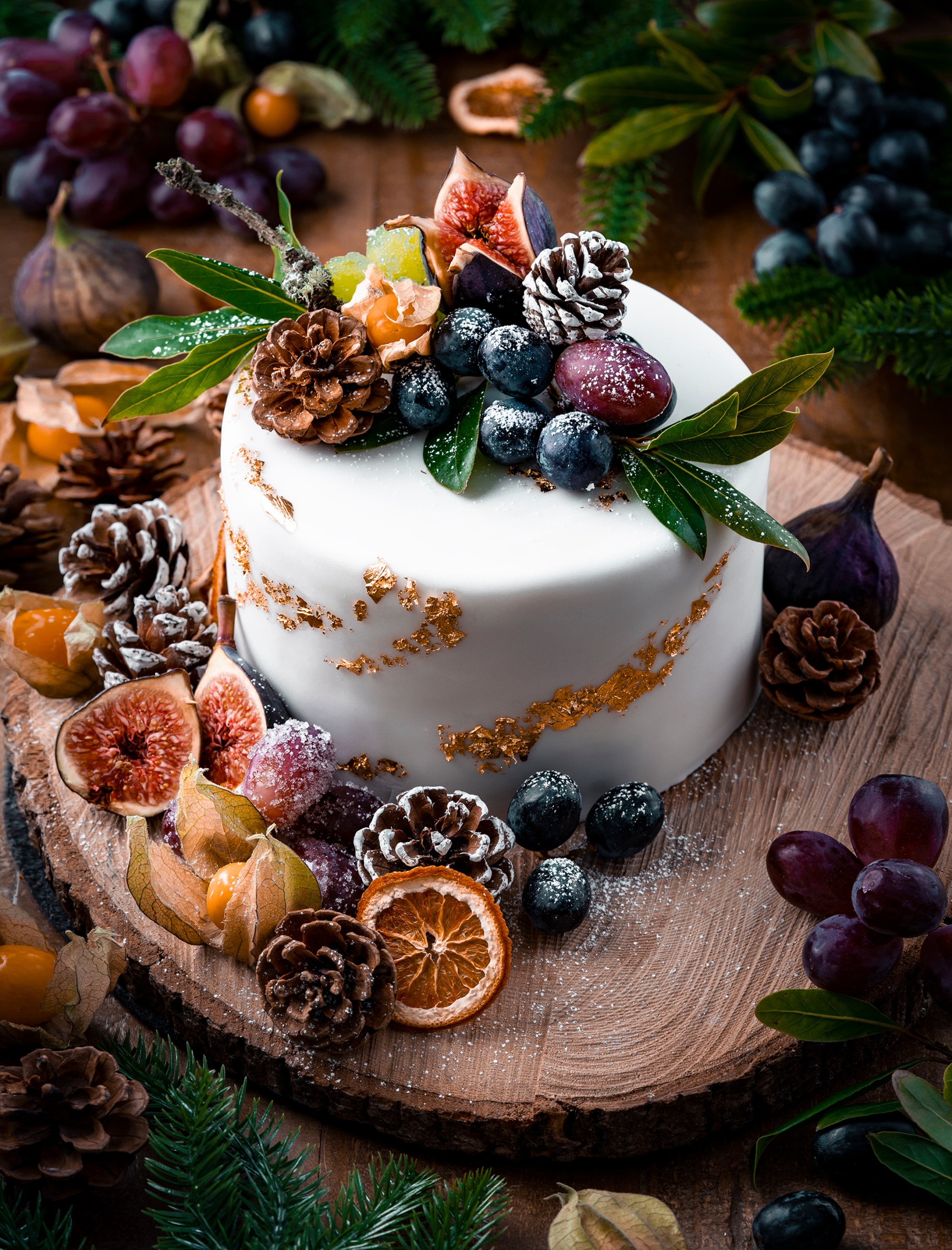 How to make the ultimate Christmas cake | Hachette UK